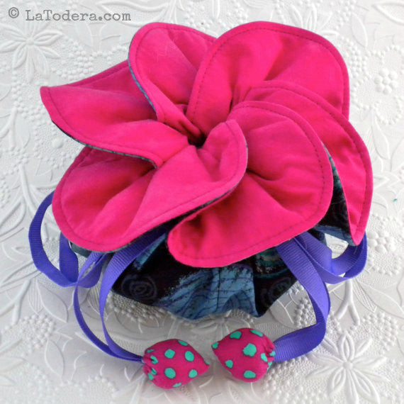 DIY Fabric Flower Pouch Tutorial - PDF Sewing Pattern – La Todera