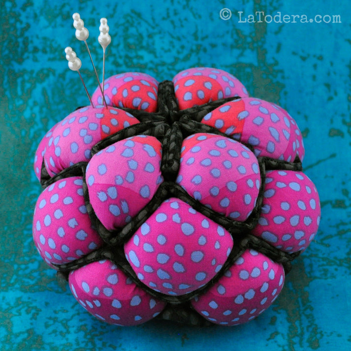 DIY Fabric Berry Pincushion Bowl Tutorial - PDF Sewing Pattern – La Todera